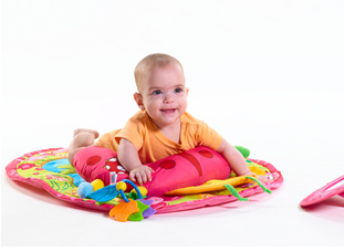 Tummy-Time Fun: Ladybug