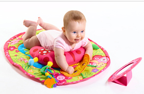 Tummy-Time Fun: Ladybug